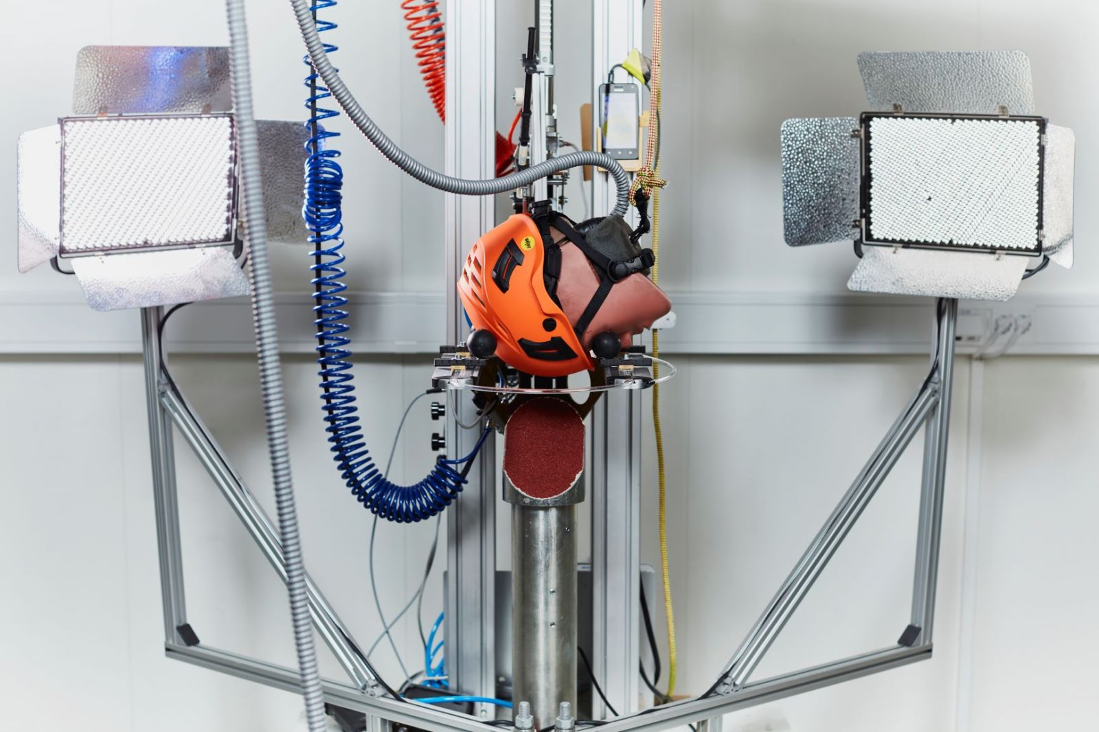 MIPS Brings Brain Protection System To UK Construction Sites