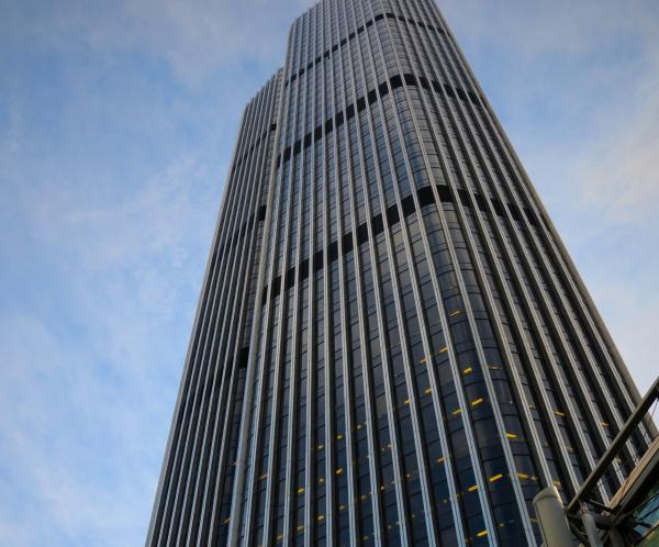 42 Takes 4G to New Heights | TWinFM